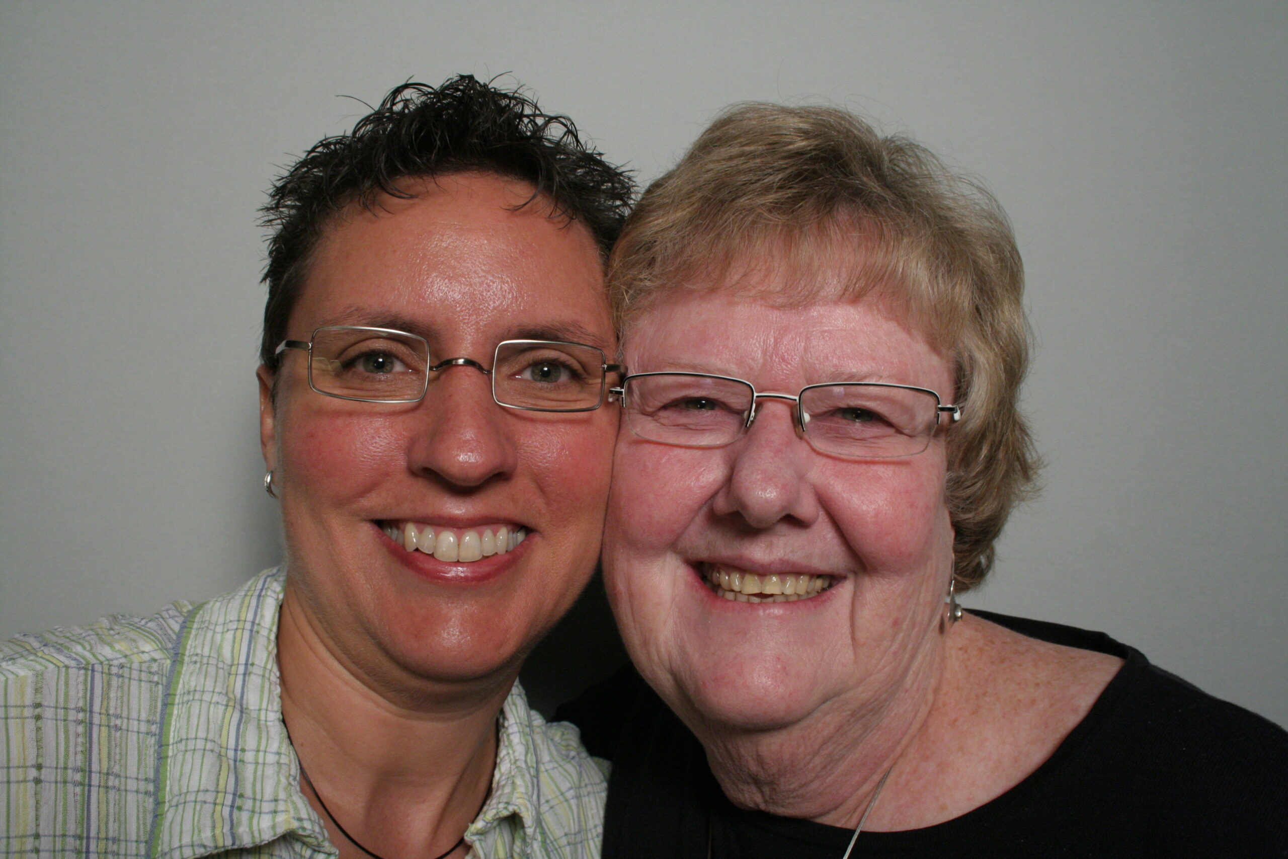 StoryCorps: Nancy Thompson & Lisa Carlson – WABE
