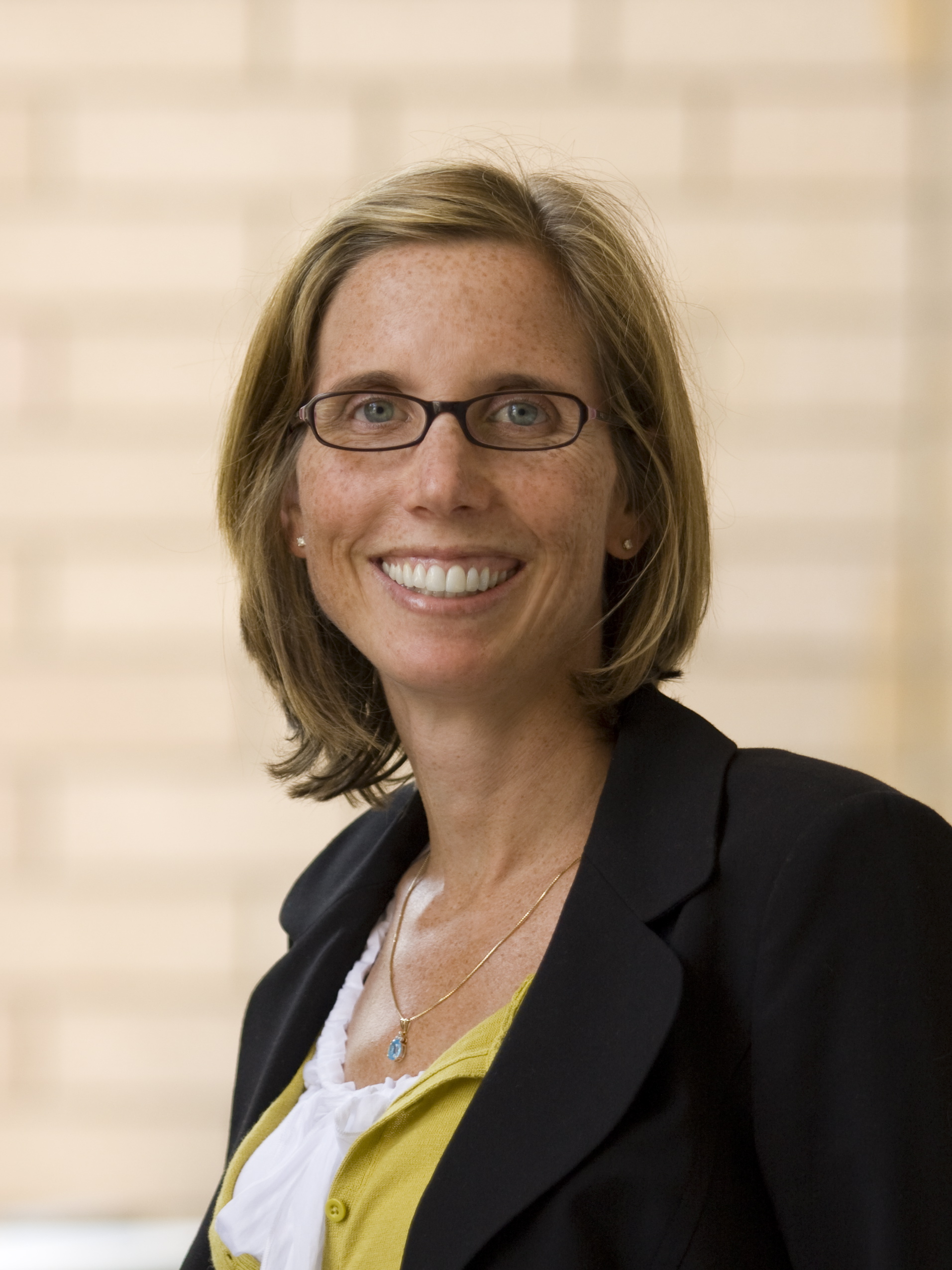 Laura Keyes's Instagram, Twitter & Facebook on IDCrawl