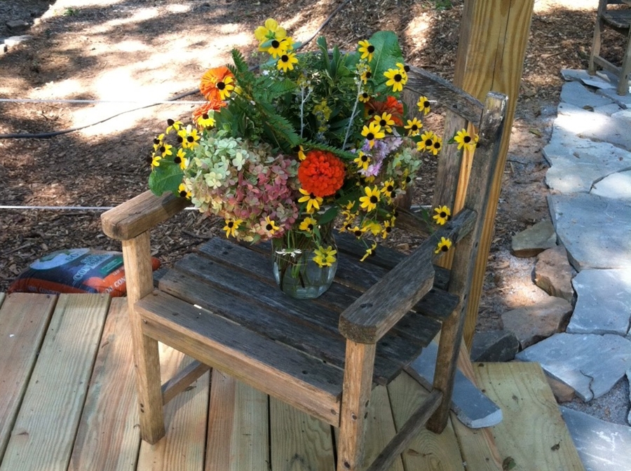 Flower Cutting and Arranging 101 – WABE