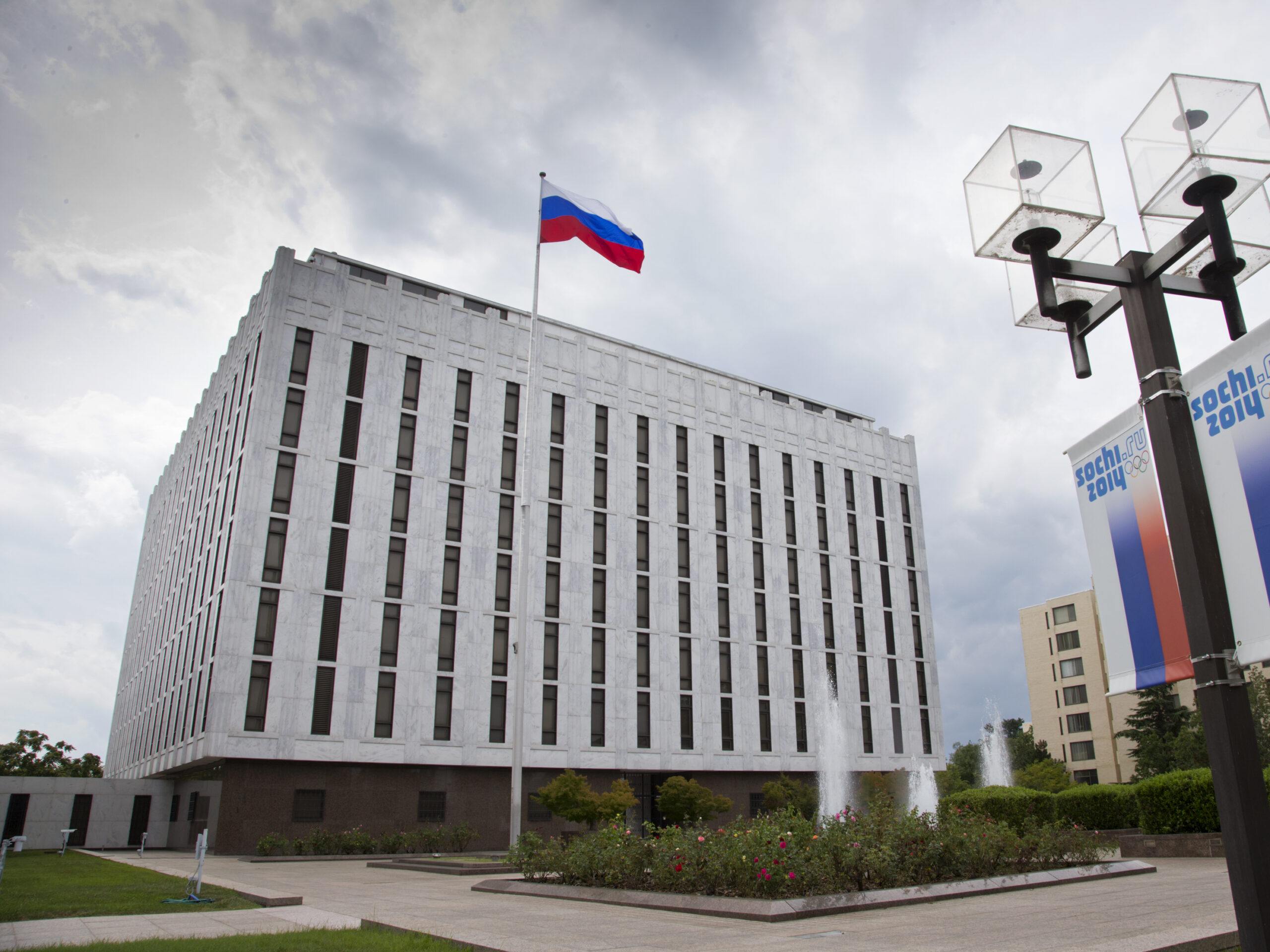 Decades After Cold War’s End, US-Russia Espionage Rivalry Evolves – WABE