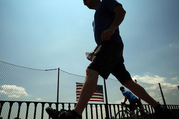 Honey, I Shrunk The Nation! New Study Shows Americans Are Getting ...