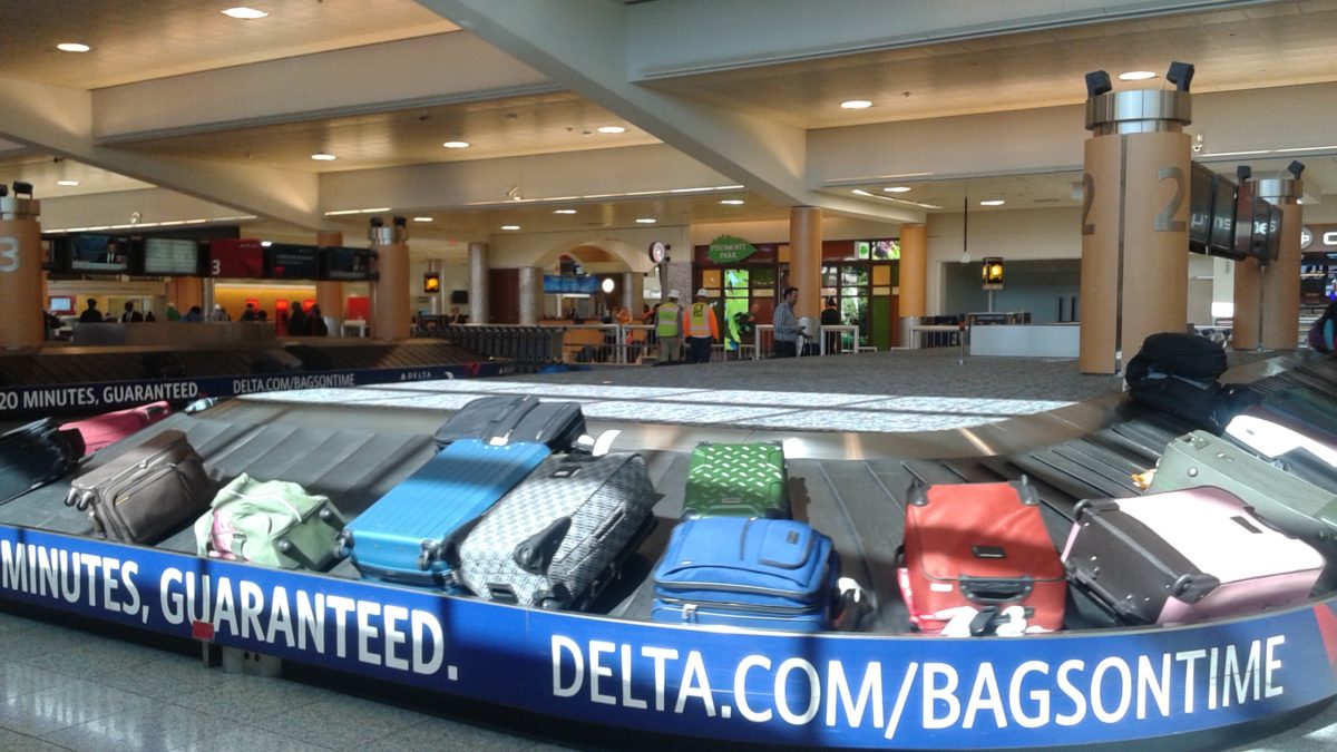 New Delta Smartphone Technology Helps Passengers Track Bags – WABE