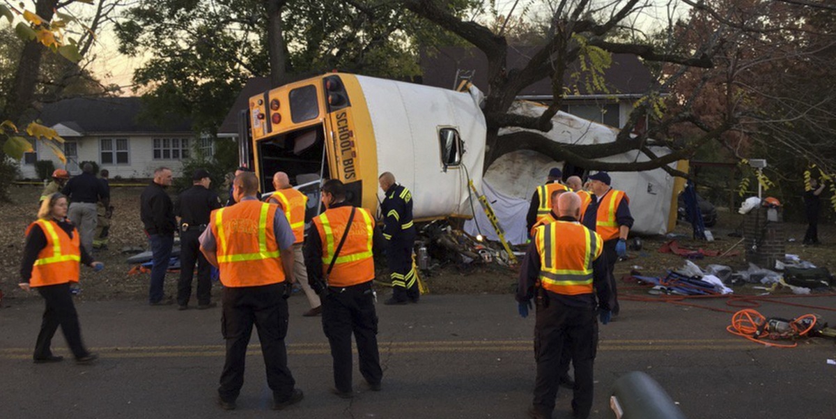 Chattanooga School Bus Driver Charged In Deadly Crash – WABE