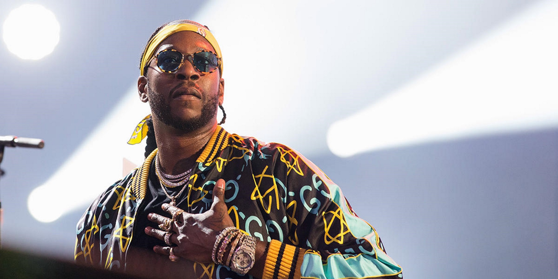 Atlanta’s 2 Chainz Offers ‘Trap Wonderland’ With New Pink House Front ...