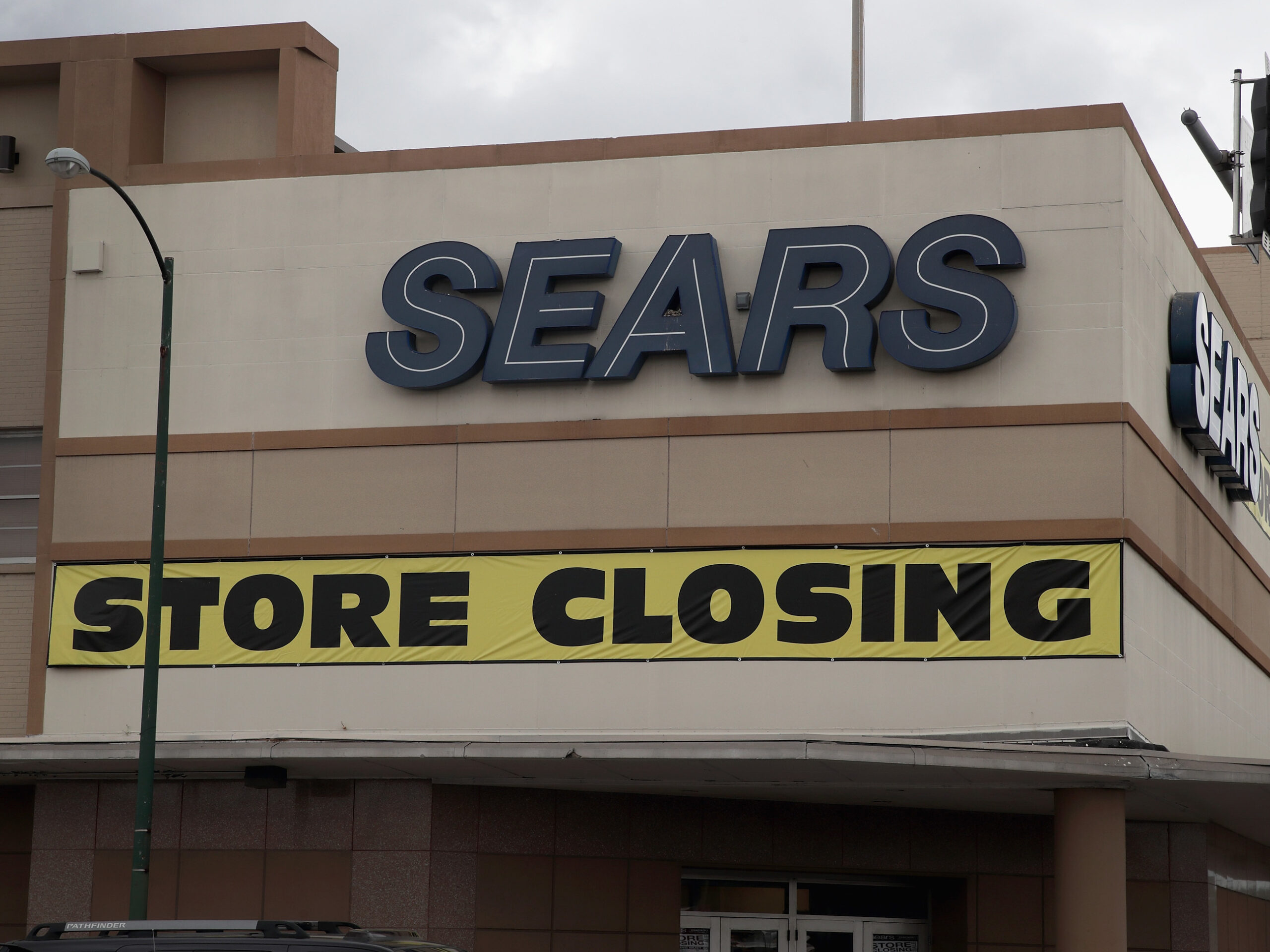 Sears, Kmart And Macy’s Will Close More Stores in 2018 – WABE