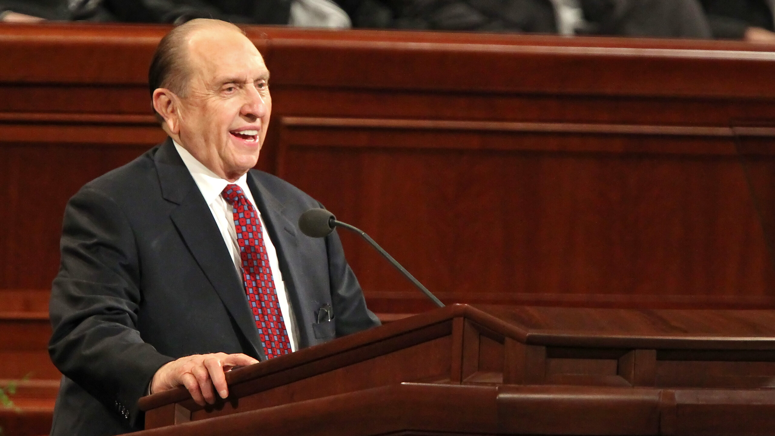 The Private Prophet: Mormon Church President Thomas Monson Dies At 90 ...