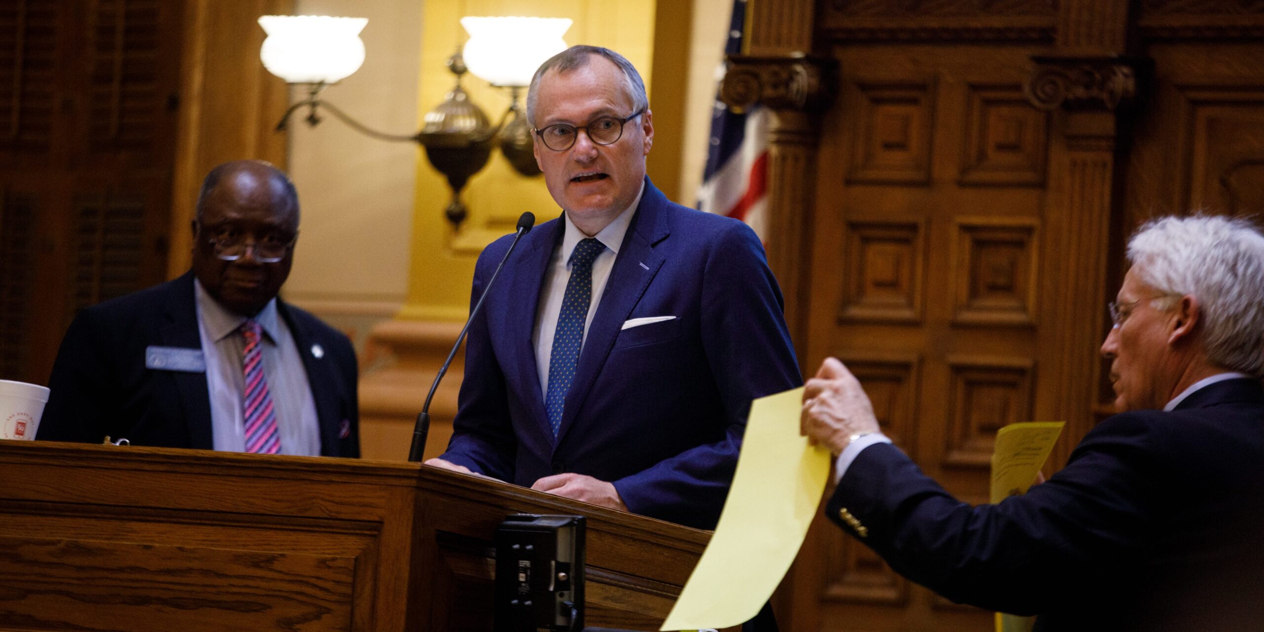 NYT Report: Lt. Gov. Cagle Bought Condo From Lobbyist – WABE
