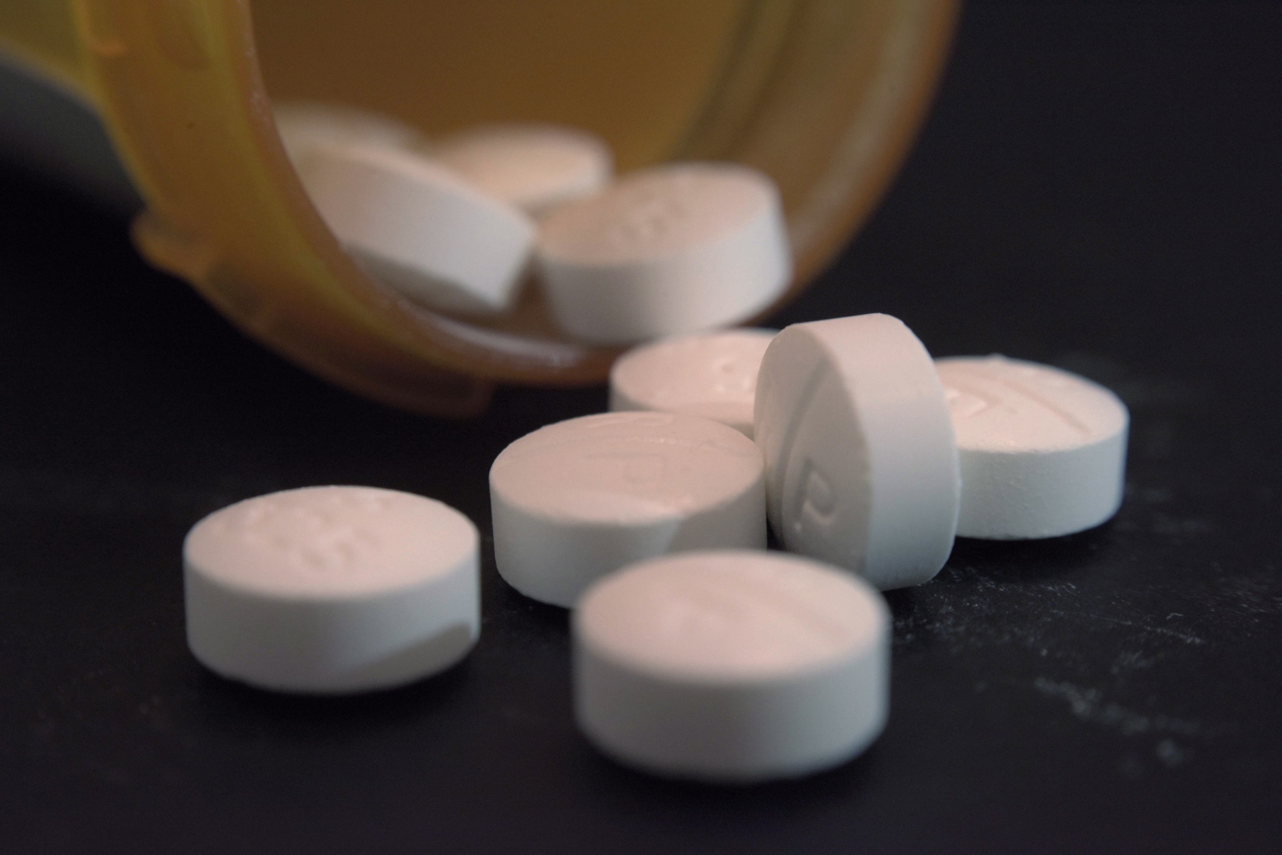 The Opioid Epidemic Is A Threat To Older People, Too – WABE