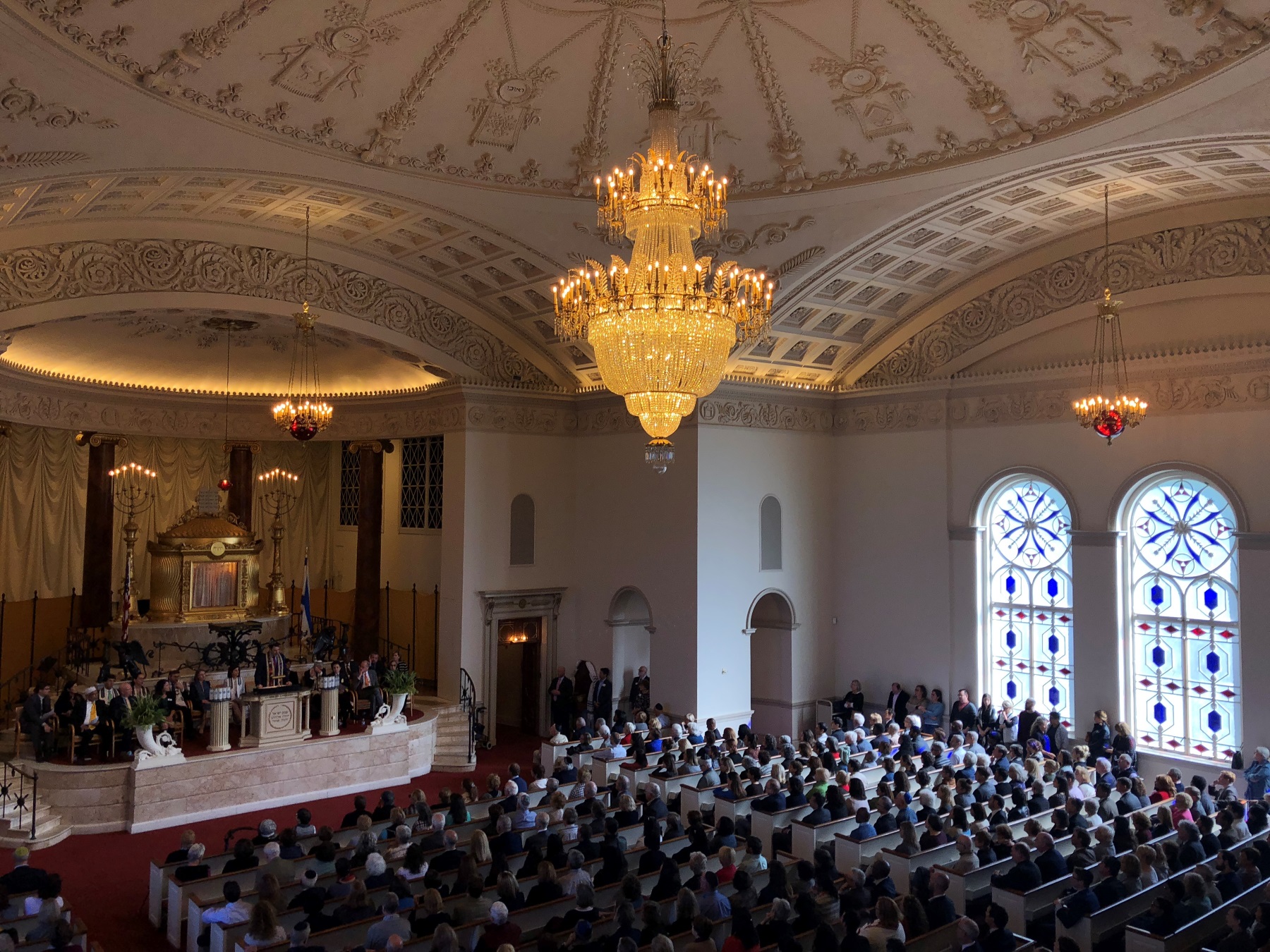 Hundreds Gather At Atlanta Synagogue To Honor Pittsburgh Shooting ...