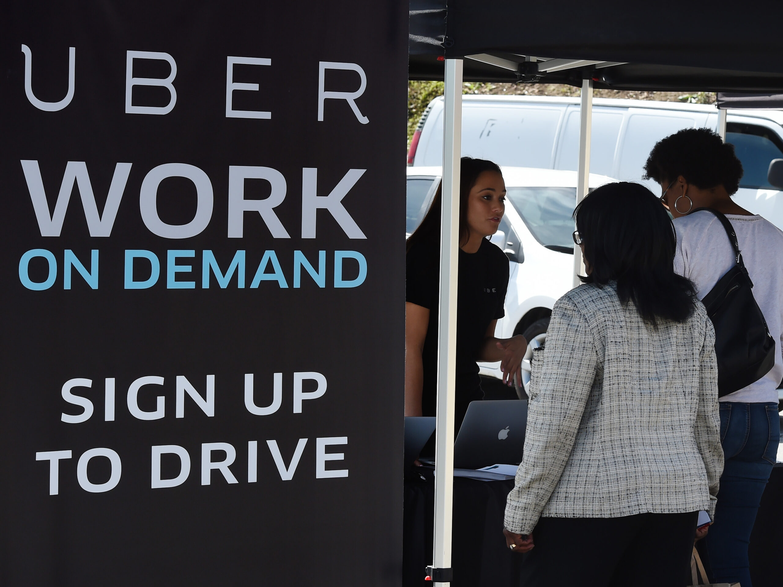Why Hasn’t The Gig Economy Killed Traditional Work? – WABE