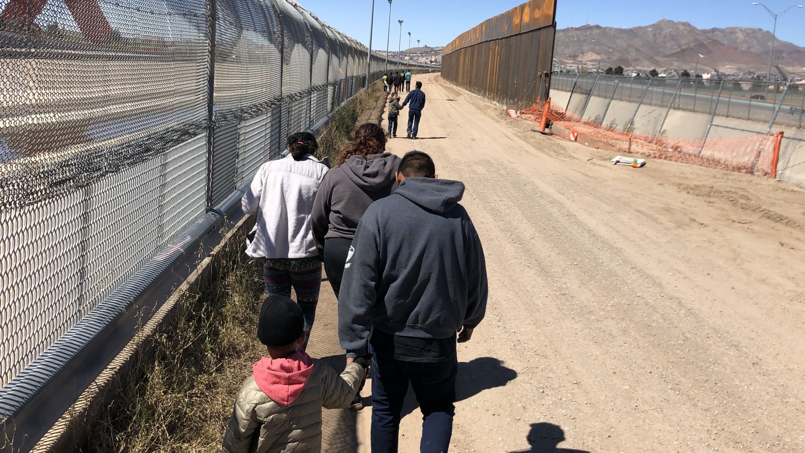 A Surge Of Migrants Strains Border Patrol As El Paso Becomes Latest Hot ...