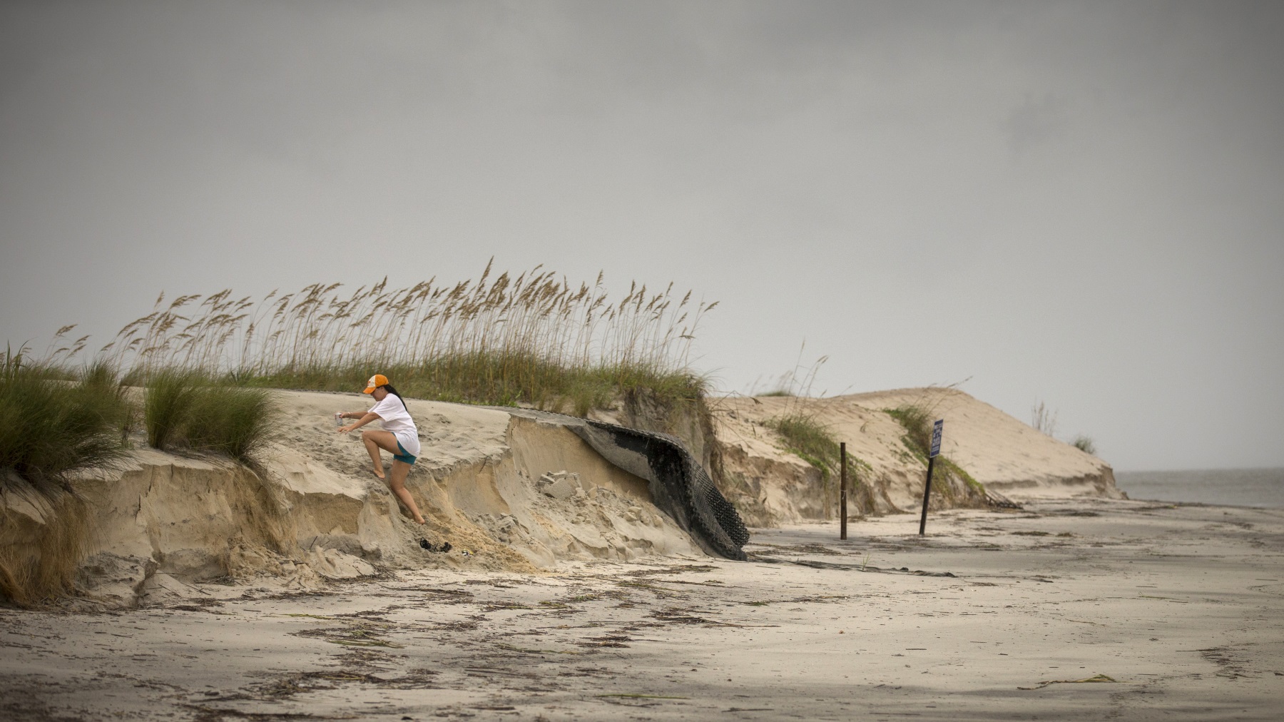 Hurricane Dorian Rakes Southeast Coast; Georgia Evacuation Order Lifted ...