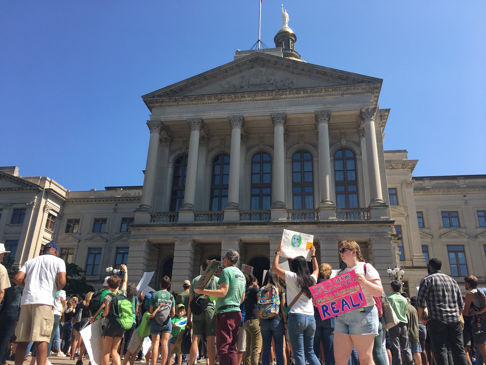 Young Protesters Gather In Atlanta, Around Globe To Demand Climate ...