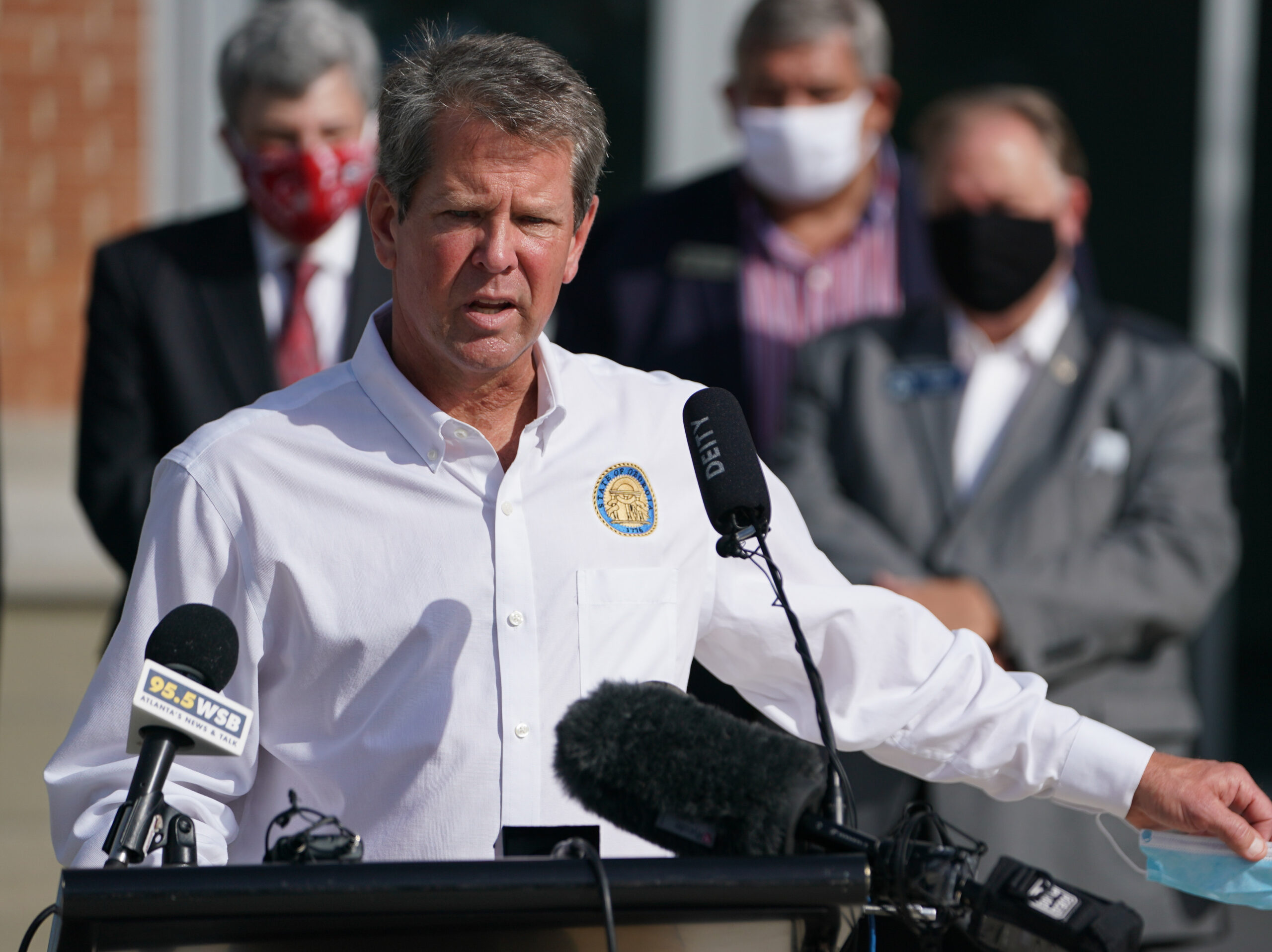 Georgia Governor And The Mayor Of Atlanta In Turf War Over COVID-19 ...