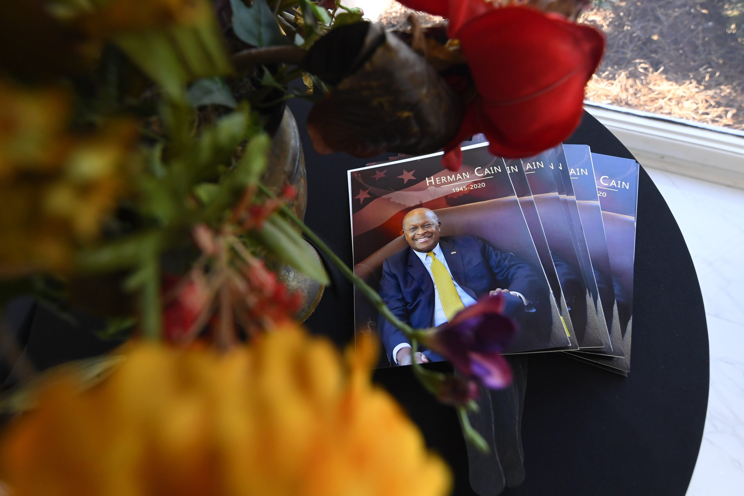 Family, Friends Gather At Service To Remember Herman Cain – WABE