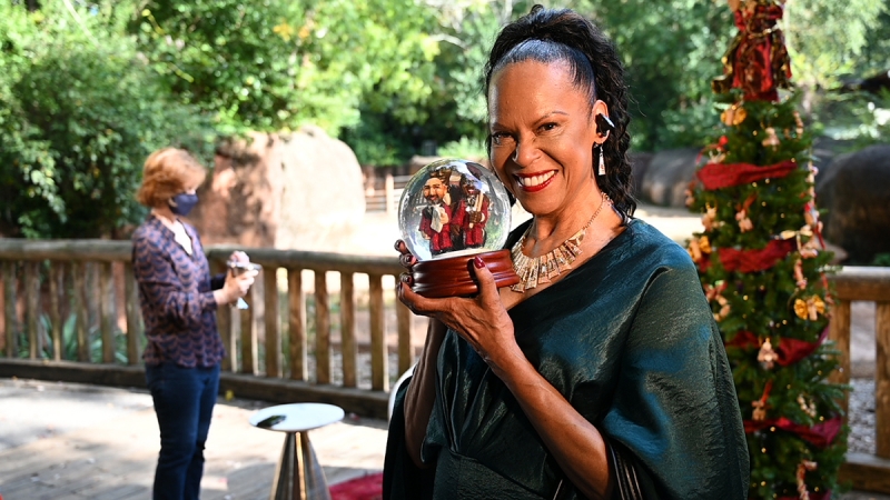 ‘A Very Terry Christmas’ Is A Festive Romp Through Atlanta – WABE