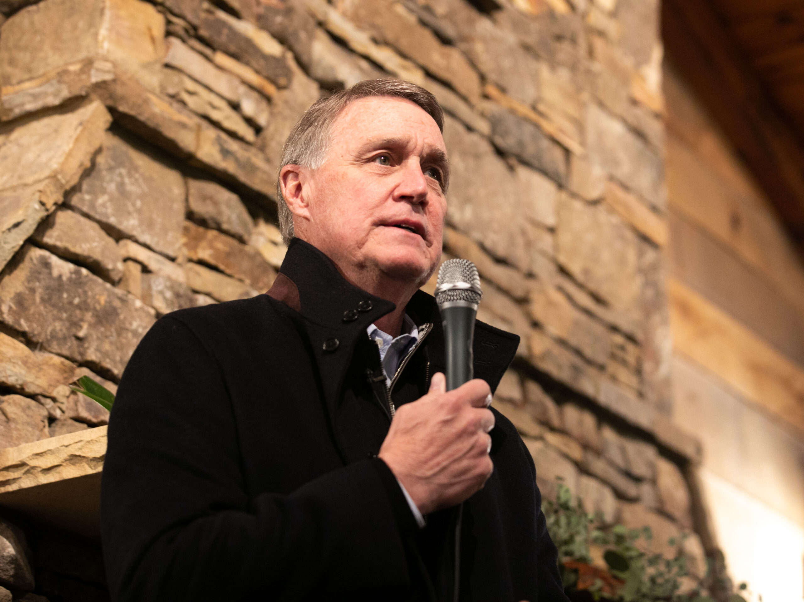 Georgia Sen. David Perdue Quarantines After Possible Coronavirus ...