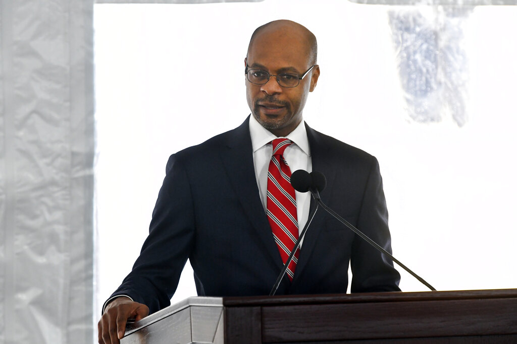 Georgia Supreme Court Chief Justice Melton To Step Down – WABE