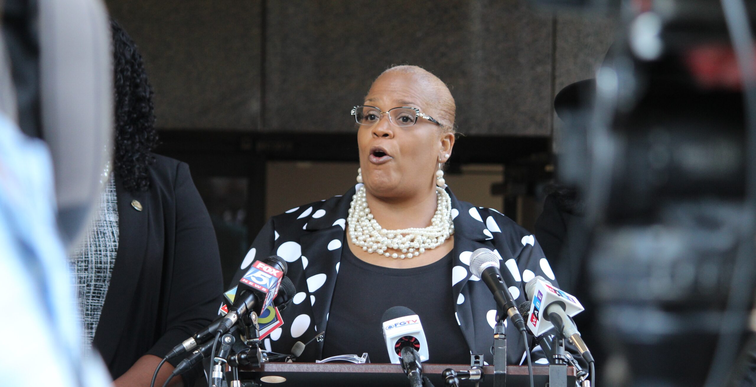 Democratic Fulton Commissioners Vow To Fight New Georgia Voting Law – WABE