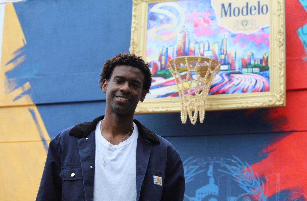 Hawks start season with new mural in East Atlanta – WABE