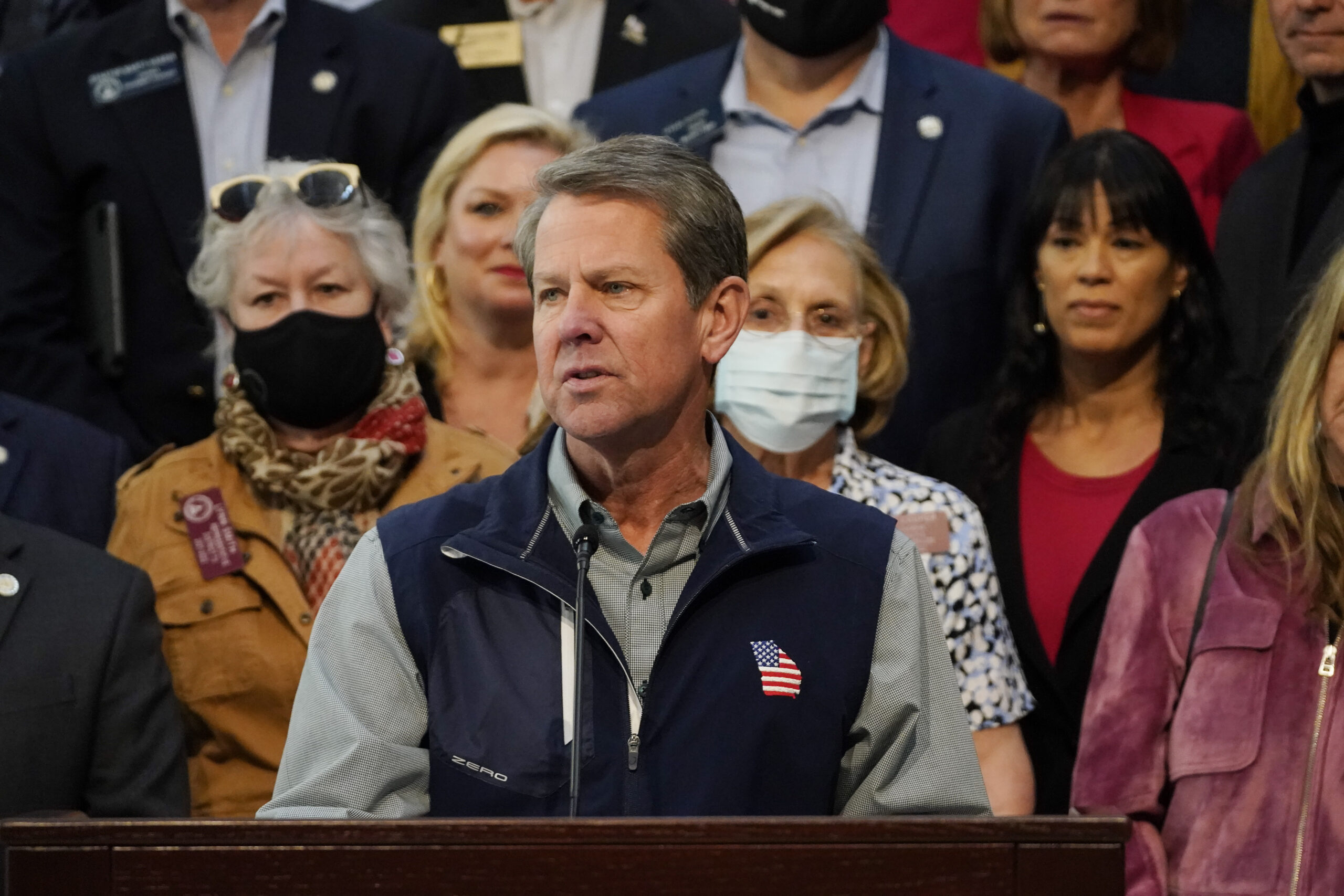 Gov. Kemp, AG Carr challenge Biden on latest COVID-19 vaccine mandate ...