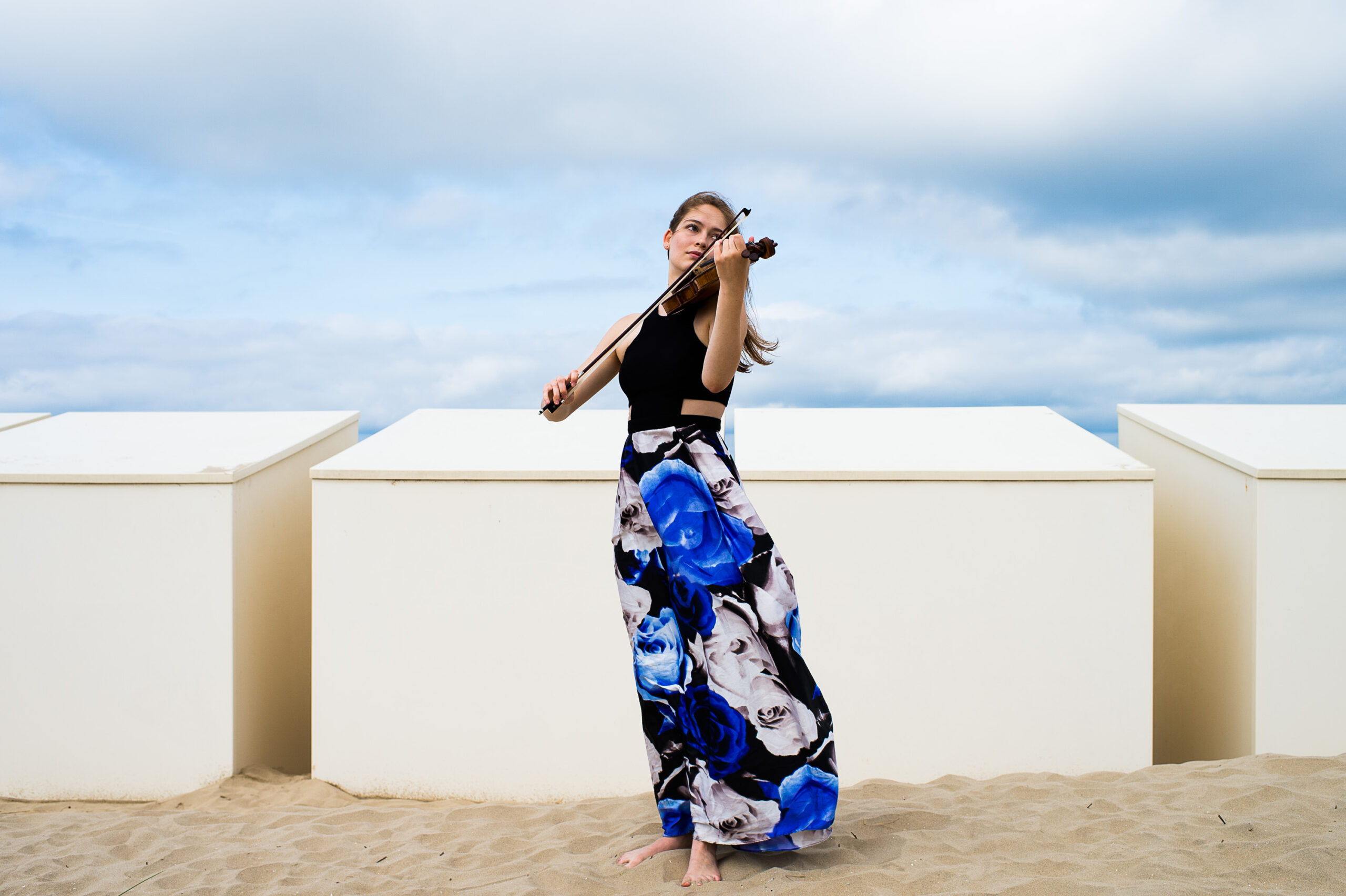 Rising star violinist Geneva Lewis discusses her blues-inspired concert ...