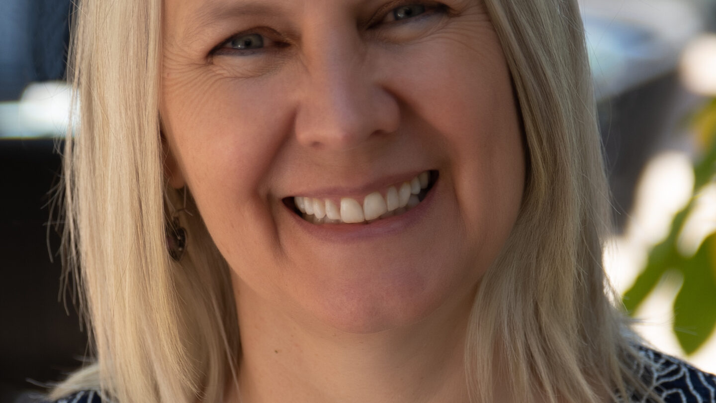 ‘Love and Saffron,’ a tale of food and cross-generational friendship – WABE