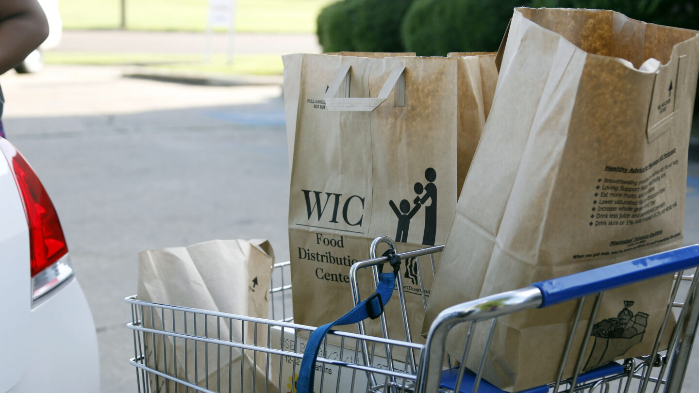 Georgia switching to debit cards to deliver WIC benefits – WABE