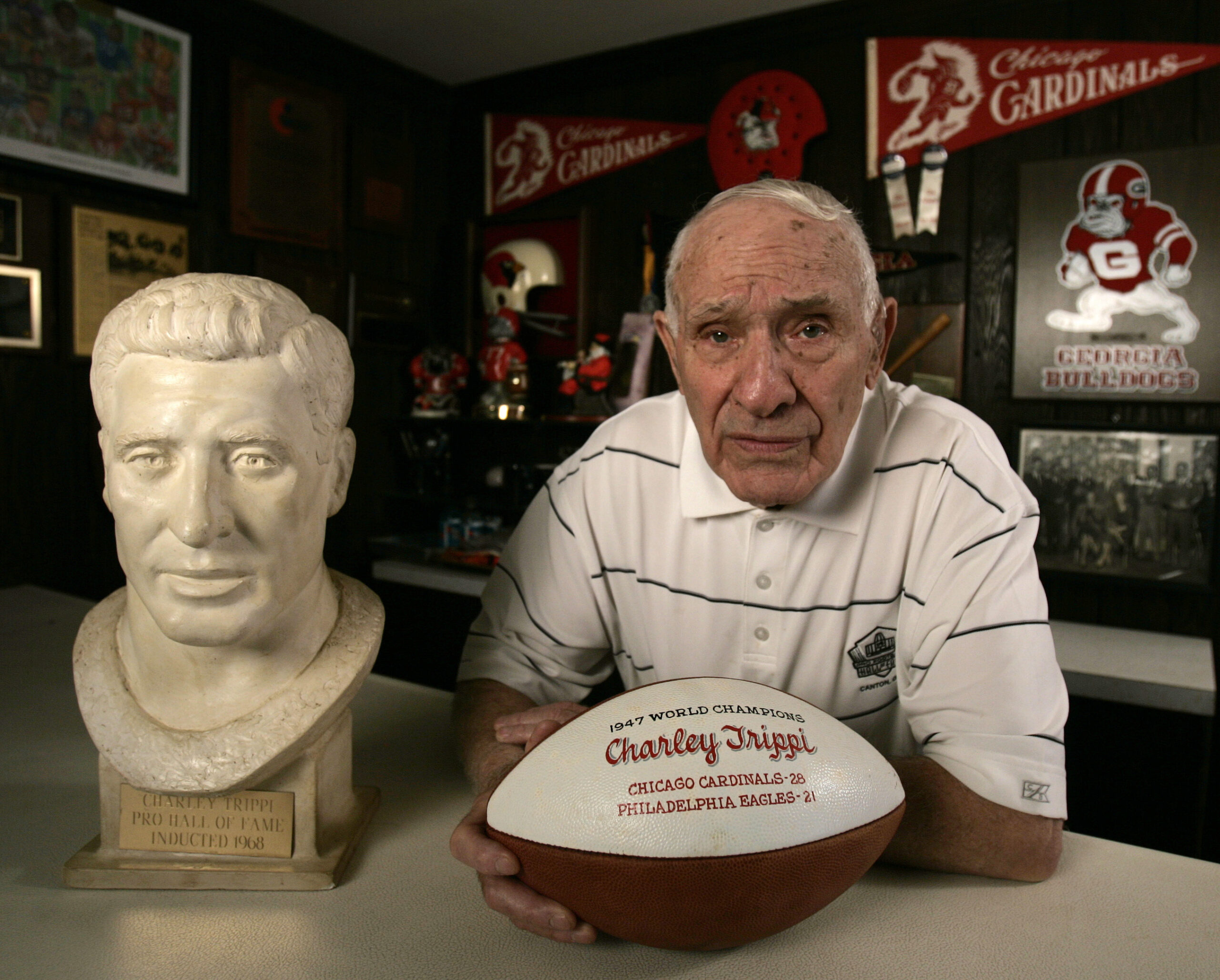 UGA football icon Charley Trippi dies at 100 – WABE