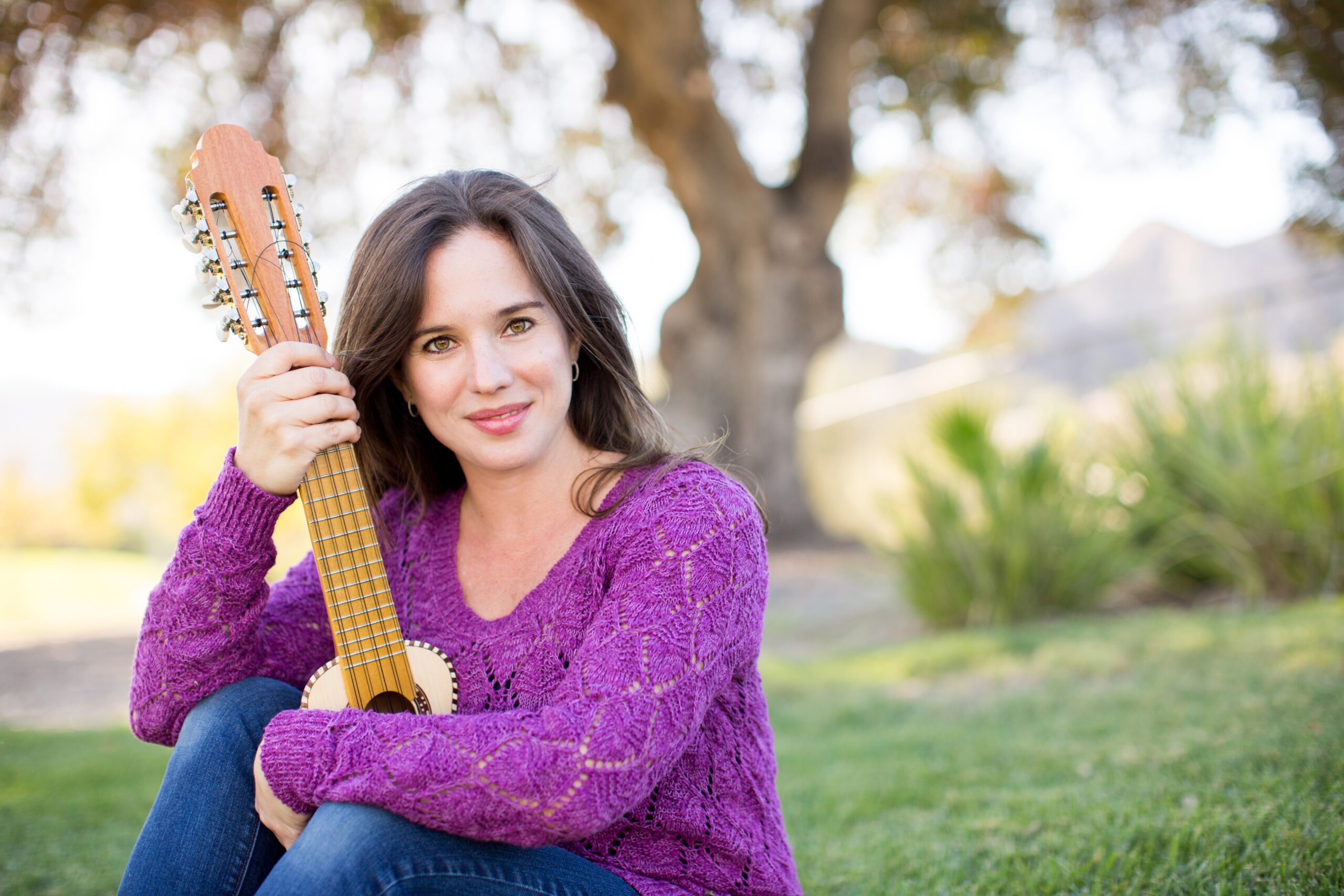 Singer Nathalia performs bilingual children songs at Roswell Youth Day ...