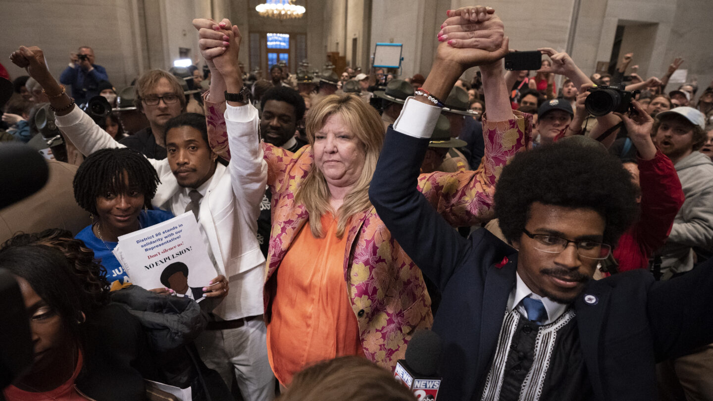 Tennessee’s House expels 2 of 3 Democrats over guns protest – WABE