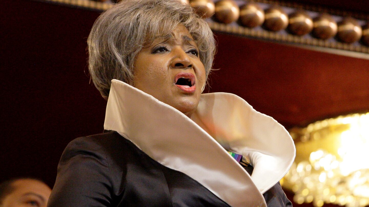 Trailblazing Black opera star Grace Bumbry dies at age 86 – WABE