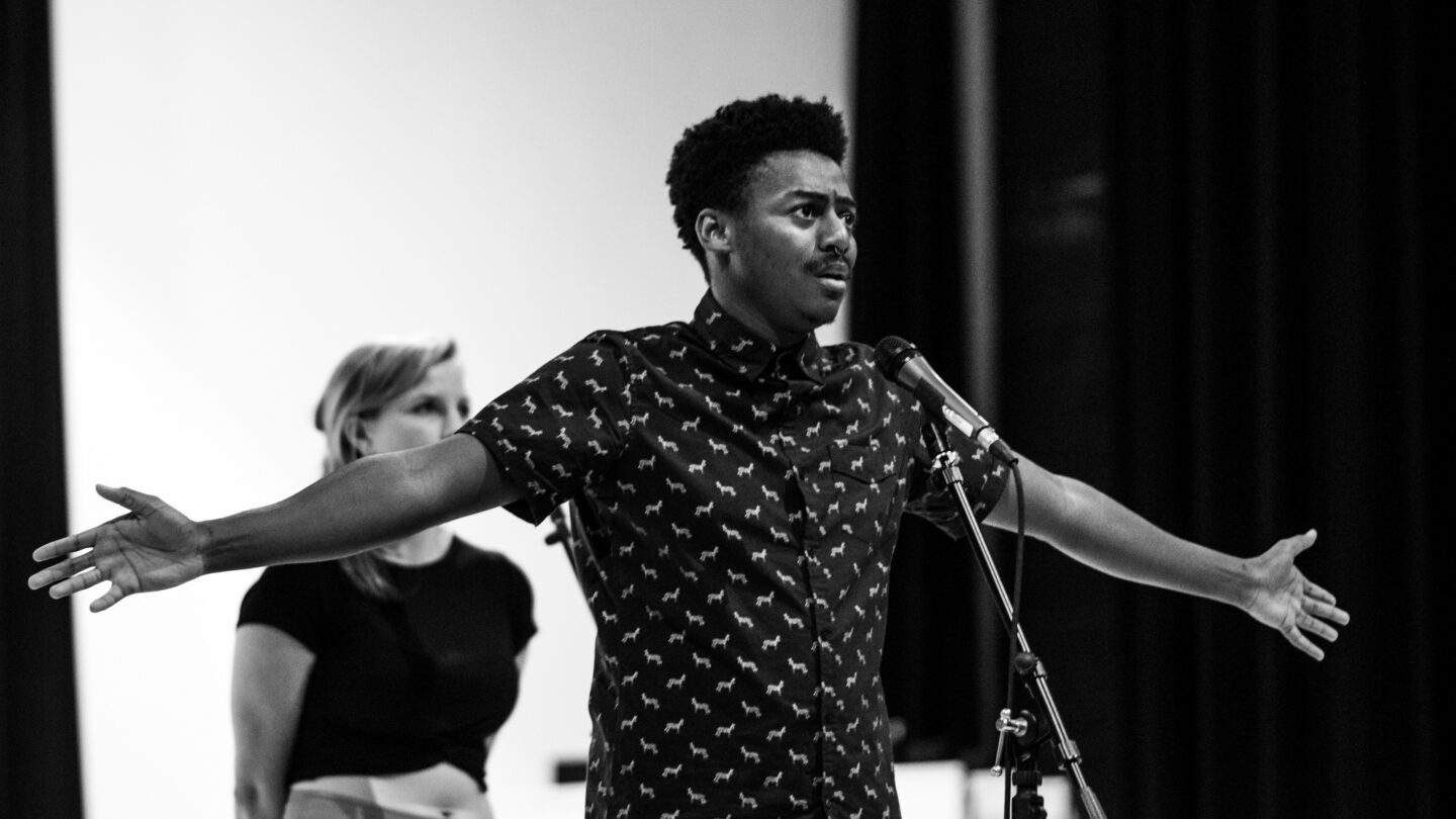 Atlanta-based poet Ryan Jones brings audience into surreal world of his ...