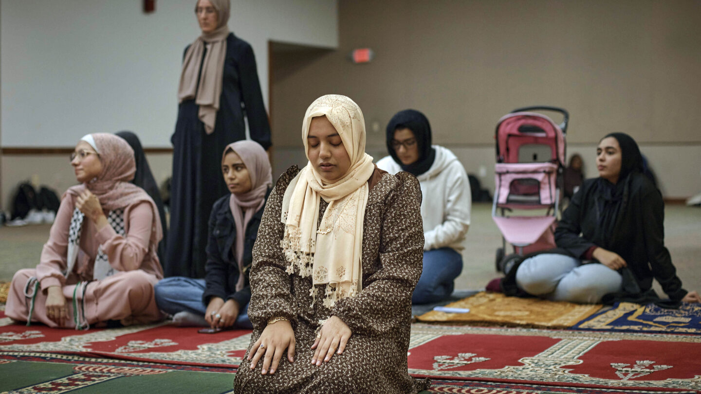 Jewish and Muslim chaplains navigate US campus tensions and help ...