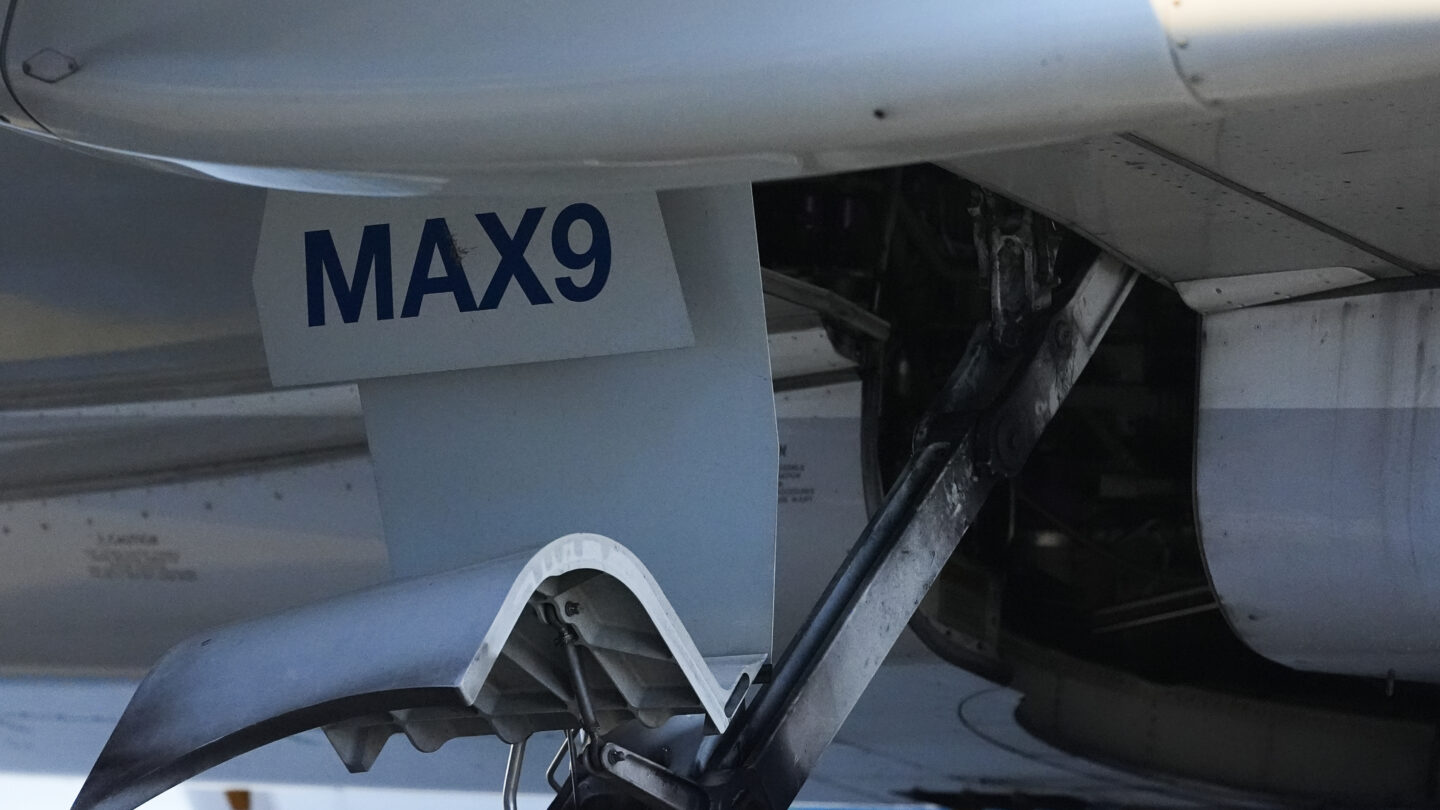 Here’s how to tell if your next flight is on a Boeing 737 Max 9 – WABE