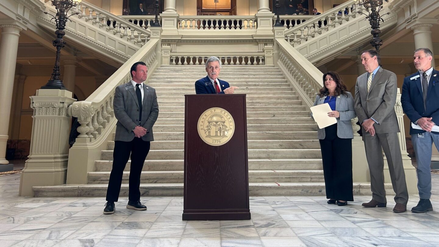 Georgia lawmakers consider legislation that would make it easier to track student literacy – WABE