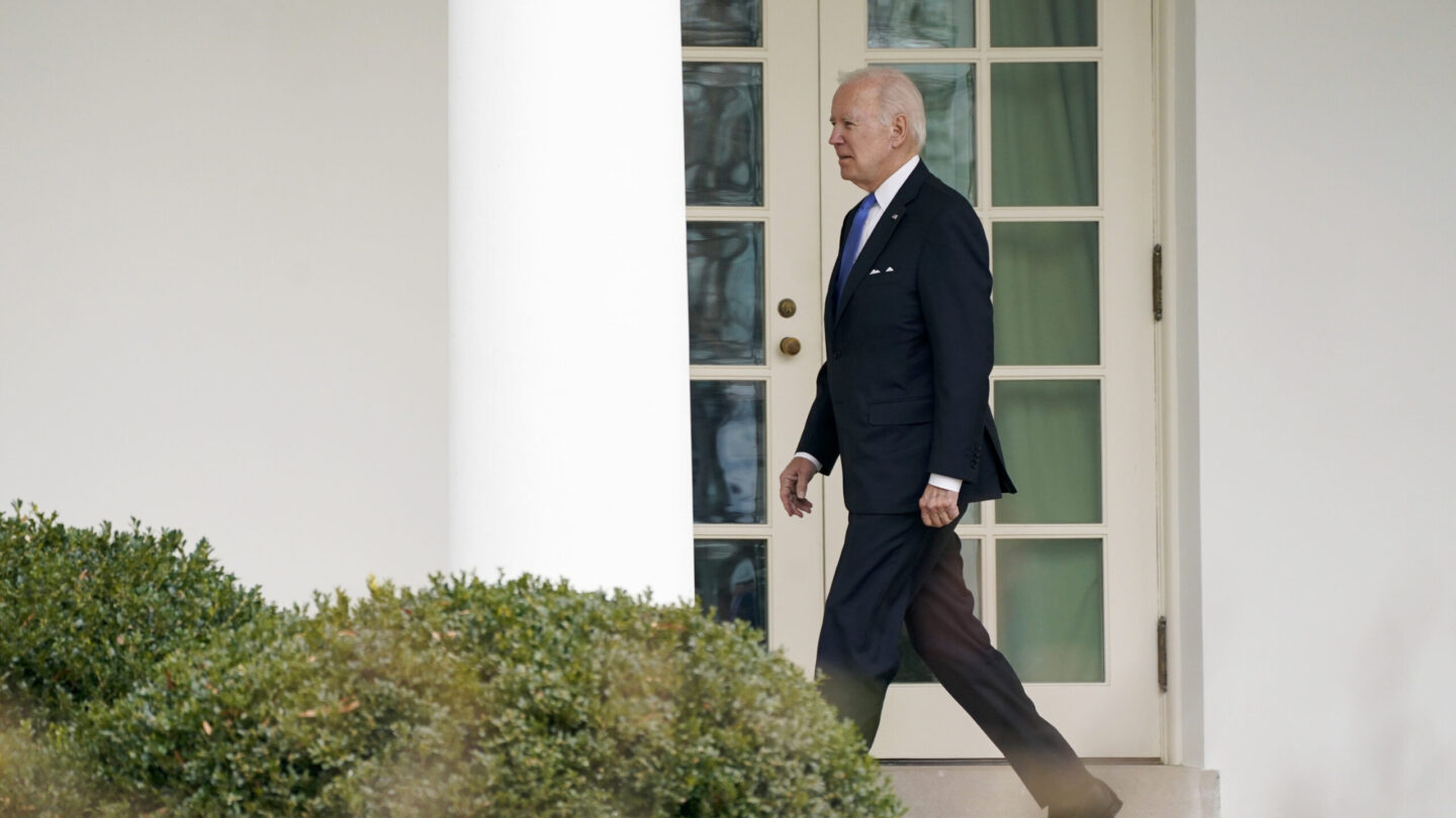 Biden gets a clean bill of health as he mulls a 2024 run — where his ...
